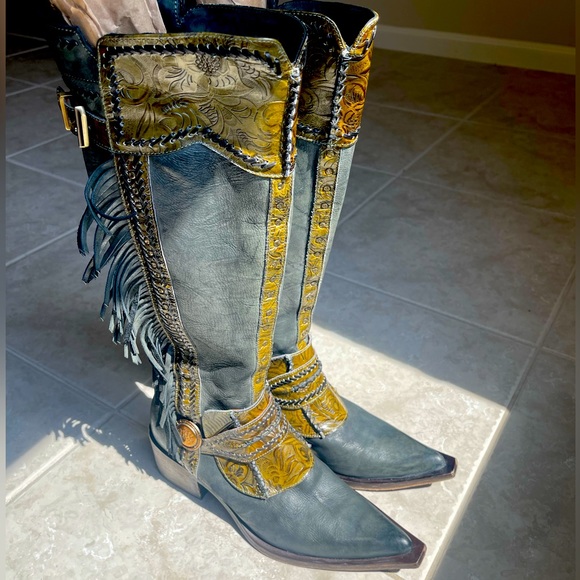 Donald J. Pliner | Shoes | Donald J Pliner Lisa Rare Gitta Fringe ...